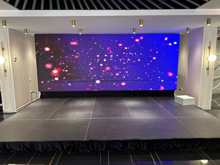 led ekran monitor