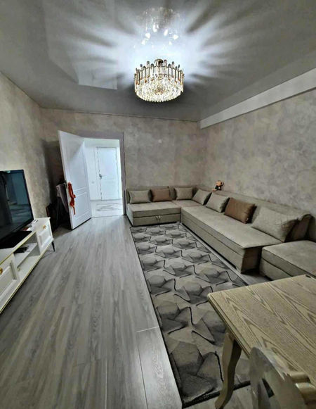 Продаётся 3/6/18 квартира на Мустакиллик  пр-т Московская высотка Br04
