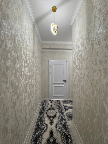 1 xonali kvartira sotiladi