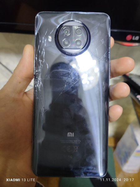 Mi 10t lite 5g 6/128 xolati yaxshi ishlashi zor