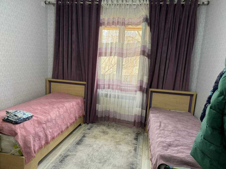 谷 130567 谷 Sergeli 4 mavzeda kvartira sotiladi 3/3/5 72 м²