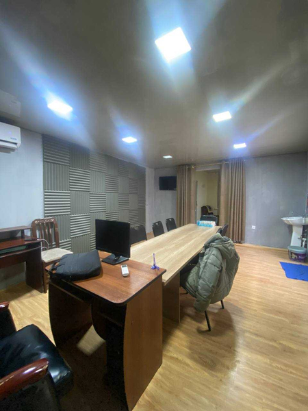 Arenda Ofis Shayhontohur tumanida nurafshondan kirganda