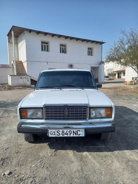 Holati Yangi vaz 2107