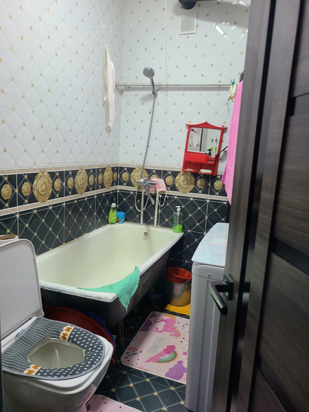 Продается 2ух комнатная кв. в центре