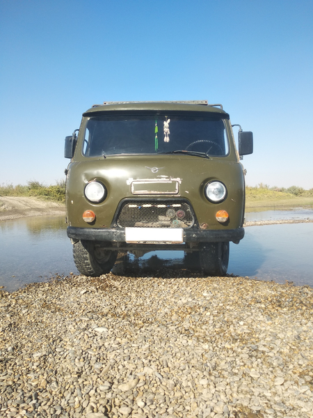Uaz bortavoy 3303 Sotiladi
