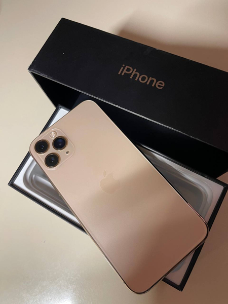 iphone 11 pro 74%