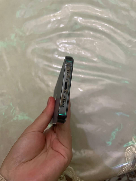 Iphone 12 pro kafolati bilan