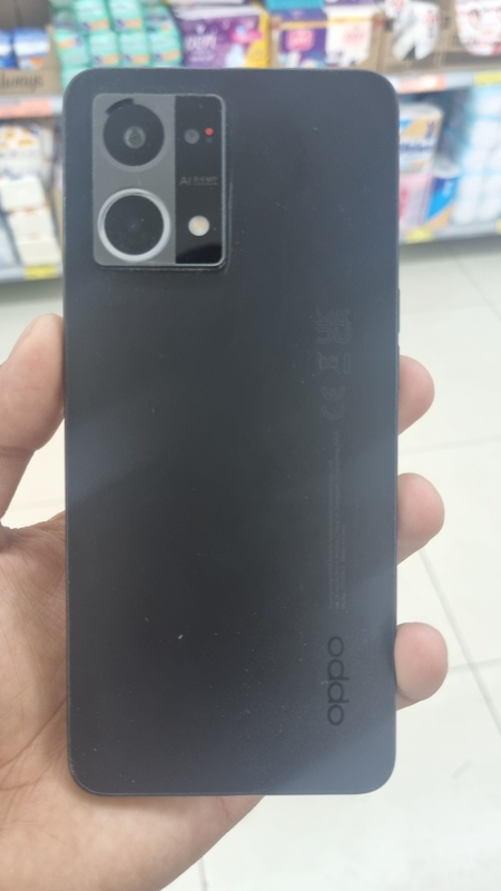 Oppo Reno 7.        8/128  Amp batareya.