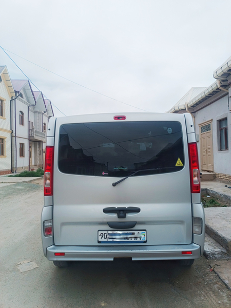 OPEL VIVARO.Опел виваро