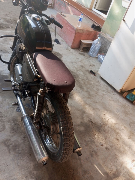 Java mototsikl sotiladi