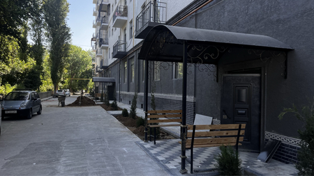 Yunsabod Plaza Юнсабод тумани 10 даха 3 хона 104 кв/м