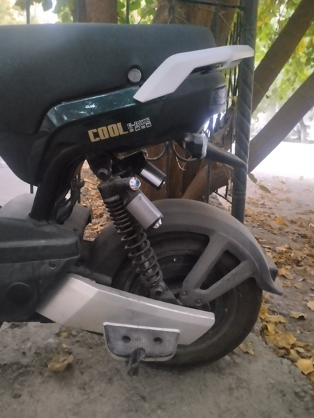 elektr skuter moped
