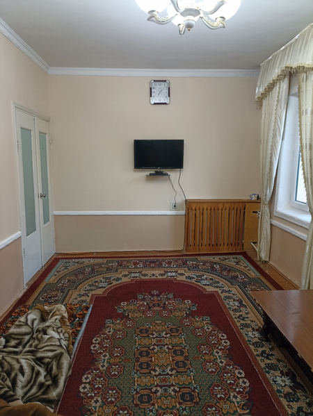 2 xonali kvartira sotiladi. 2/3/5 Balkon 2×6
