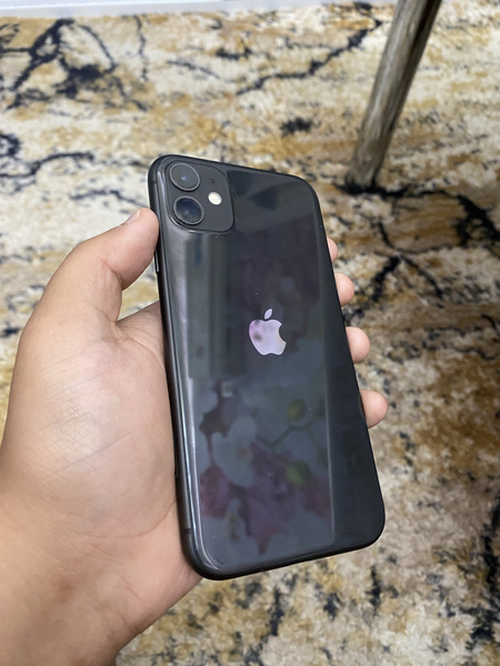 IPhone 11 64 GB yomks 73%