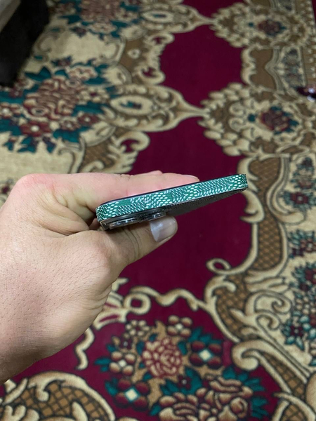 Iphone 12 pro max qilingan Xs
