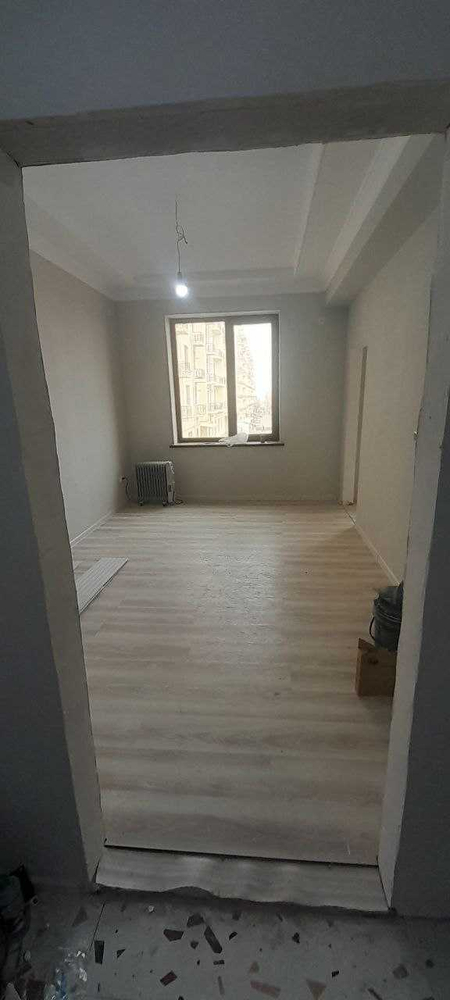 Срочна продается квартира, возле АЭРОПОРТА.