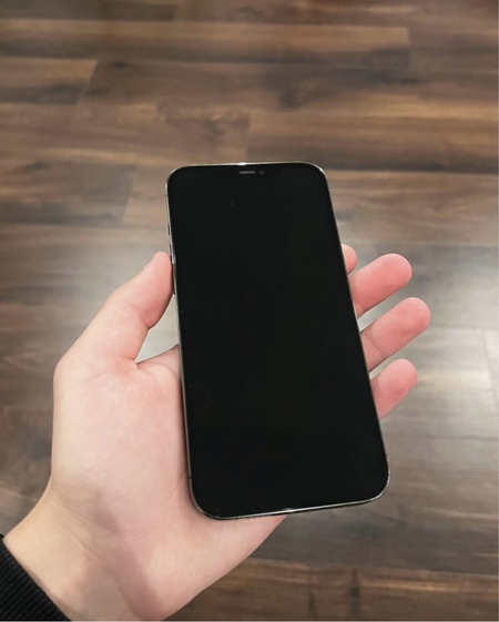 iPhone 12 Pro Max sotiladi / Продается Айфон 12 Про Макс
