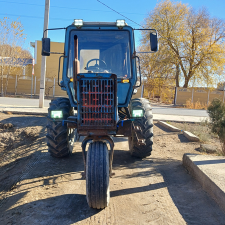 Mtz 80            .