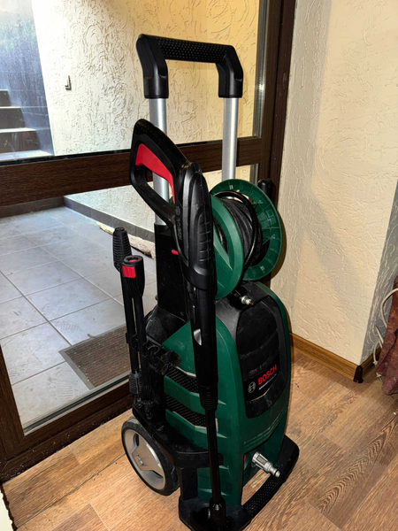 Karcher Moyka / мойка высокого давления Bosch