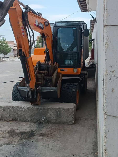 Колёсний Экскаватор 2023 йил