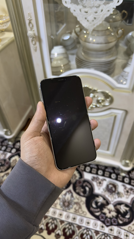 IPhone X Б/У читайте внимательно