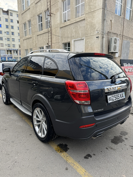 Jentra. Avtamat. Qora. 2022. 42 prabeg. Luk bor