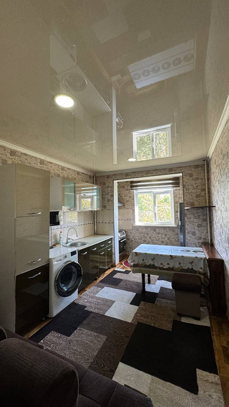 Срочно 2х ком. квартира, ор-р: Шохона кафе, 61м2