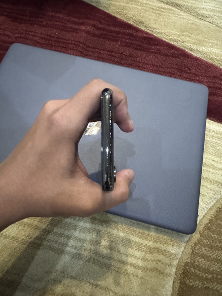 Iphone X  ideal sastyana sotiladi