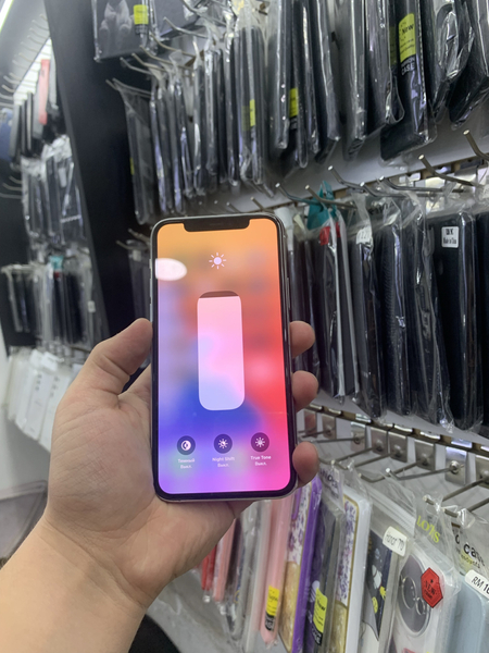 Iphone 11 pro.
