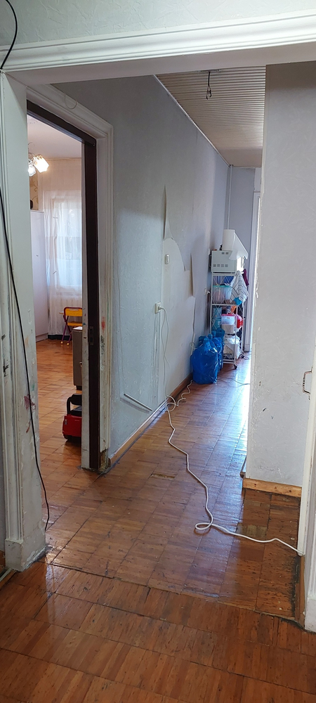 Продаётся своя 2х комнатная на Тинчлике