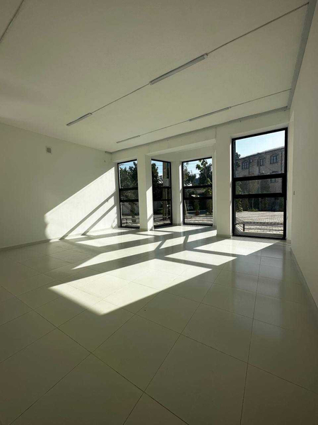 Аренда здание, Бадамзар метро, 1028м2
