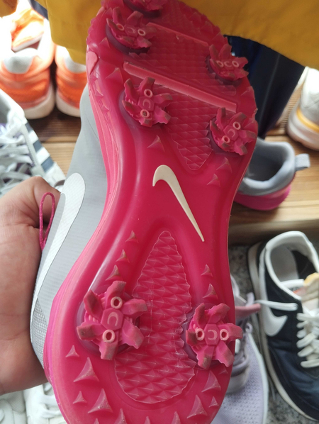 Кореядан кроссовкалар Nike