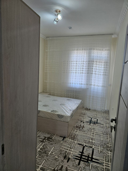Qizlarga kvartira bor
