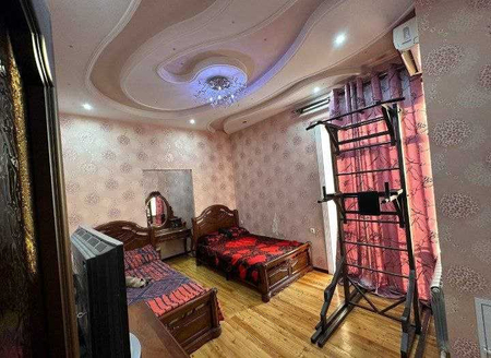 (К124021) Yakkasaroy tumanida 4-xonali kvartira sotiladi