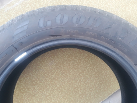 Продам шины PIRELLI 245x45x18