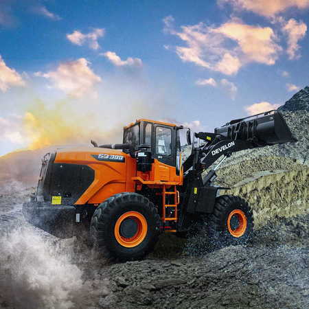 Колёсный погрузчик DEVELON SD300