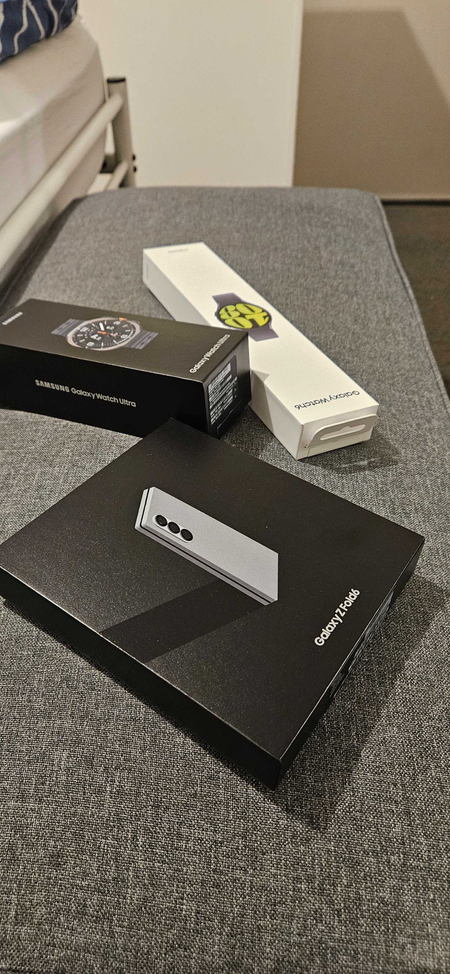 Samsung Galaxy Z Fold 6 (Yangi Ochilmagan) 512 GB Vetnam