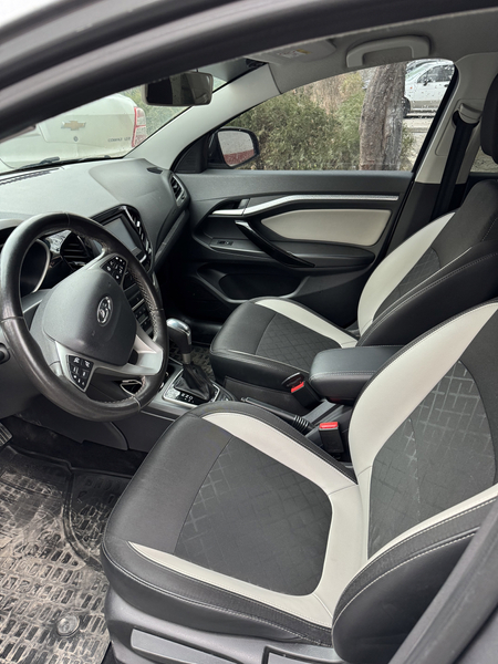Lada vesta cross