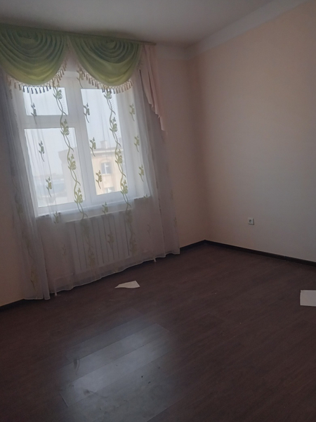 2 xonali uy sotiladi 44 kv metr barcha sharoitlarga ega