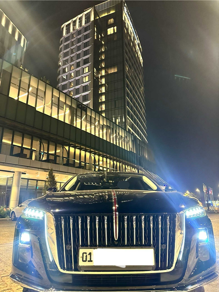 Hongqi H5 restyle