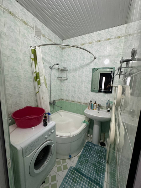 Чиланзар Ц, Метро Чиланзар, Look