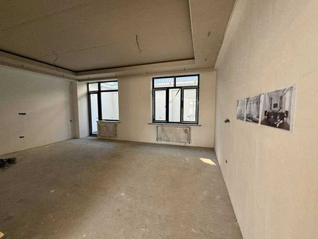 Продаётся Евродом в Мирзо-Улгбекский Областной ГАИ, 4-соток (N 9704)