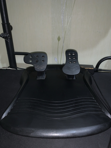 Игровой руль для ПК