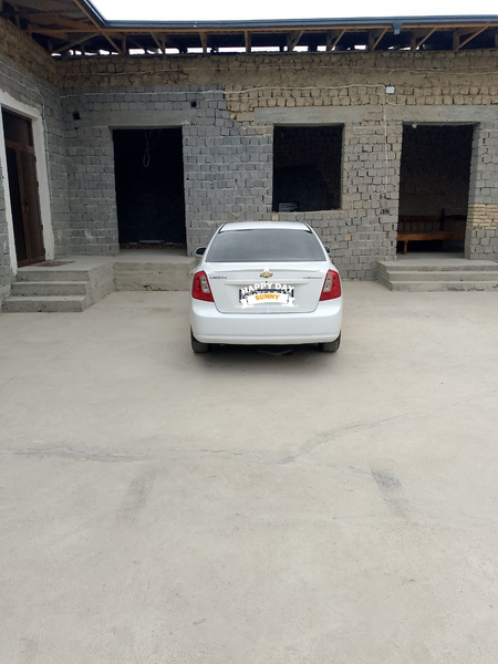 Laseti 2 pazitsiya srochna sotiladi