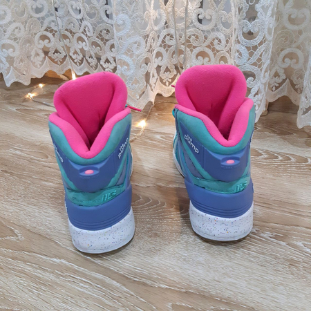 Сникерсы Reebok pump