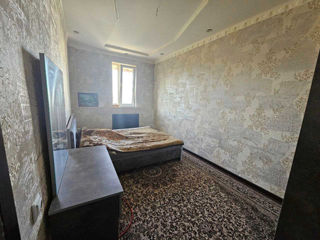 Срочно продам 3х ком квартиру на куйлюке 4 ор-р Базарчик &