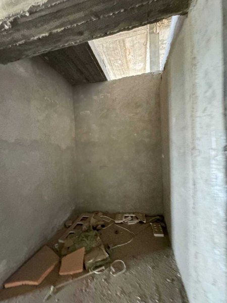 4 xonali 7 qavat 8 qavatli yangi gishtli 125.m2 
Adres:Gorgaz Eski Sum