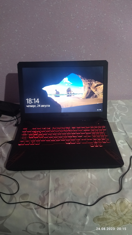 Noutbuk asus taf geming