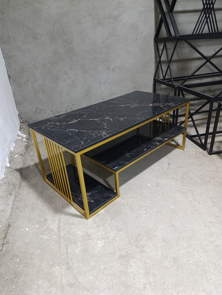Jurnalniy stolik loft
