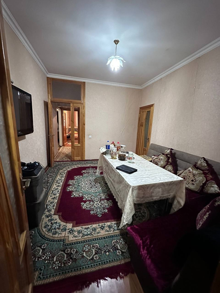 Продаётся 4/1/5 на Карасу 4